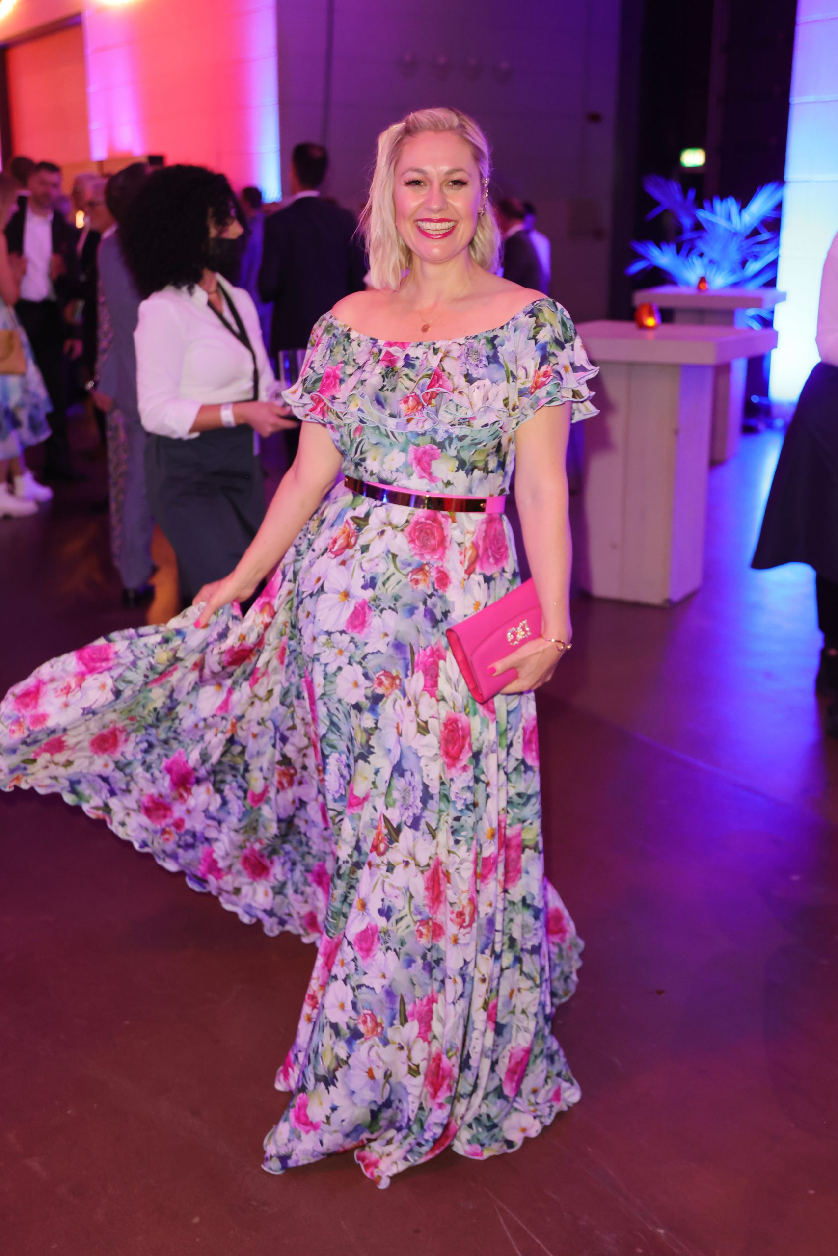 Ruth Moschner Net Worth in 2023 - Wiki, Age, Weight and Height ...