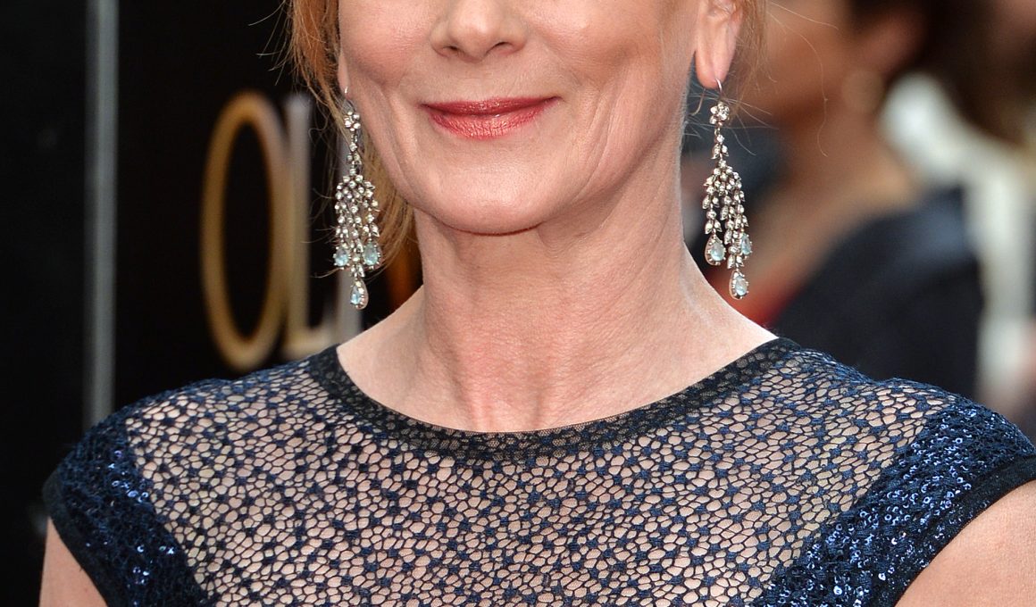 Samantha Bond Net Worth in 2023 - Wiki, Age, Weight and Height ...