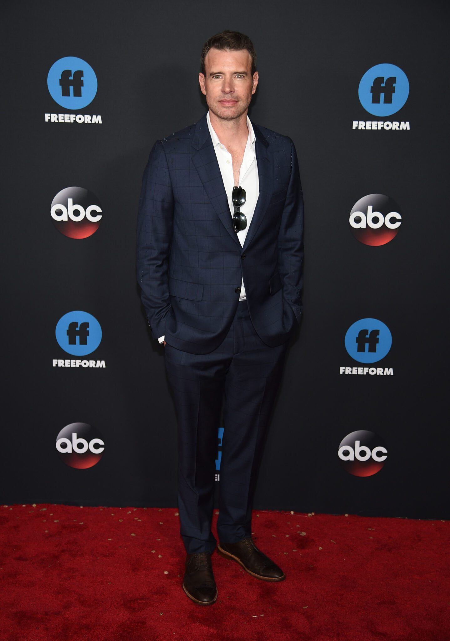 Scott Foley Net Worth - Wiki, Age, Weight and Height, Relationships ...