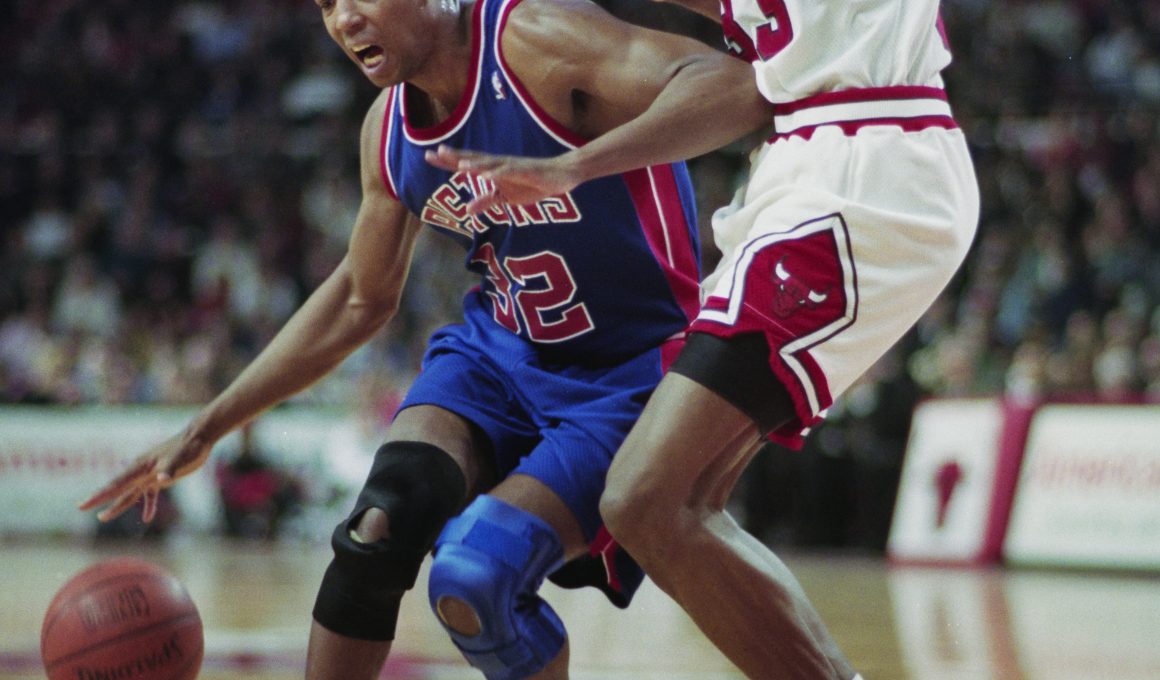 Sean Elliott Net Worth in 2023 - Wiki, Age, Weight and Height ...