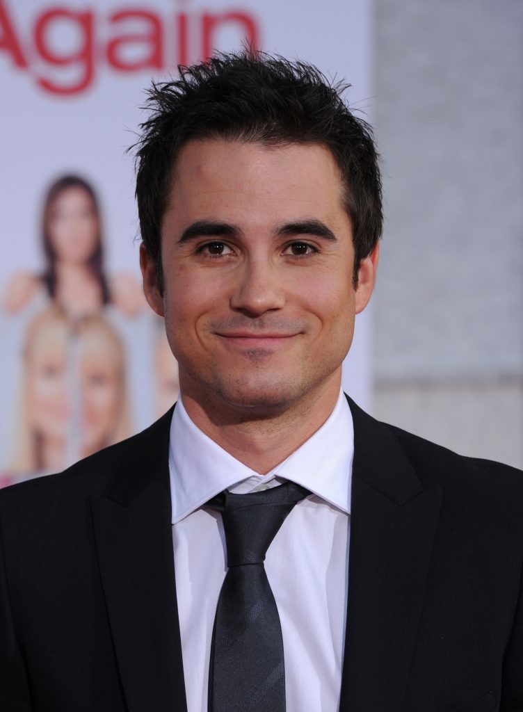 Sean Wing Net Worth - Wiki, Age, Weight and Height, Relationships ...