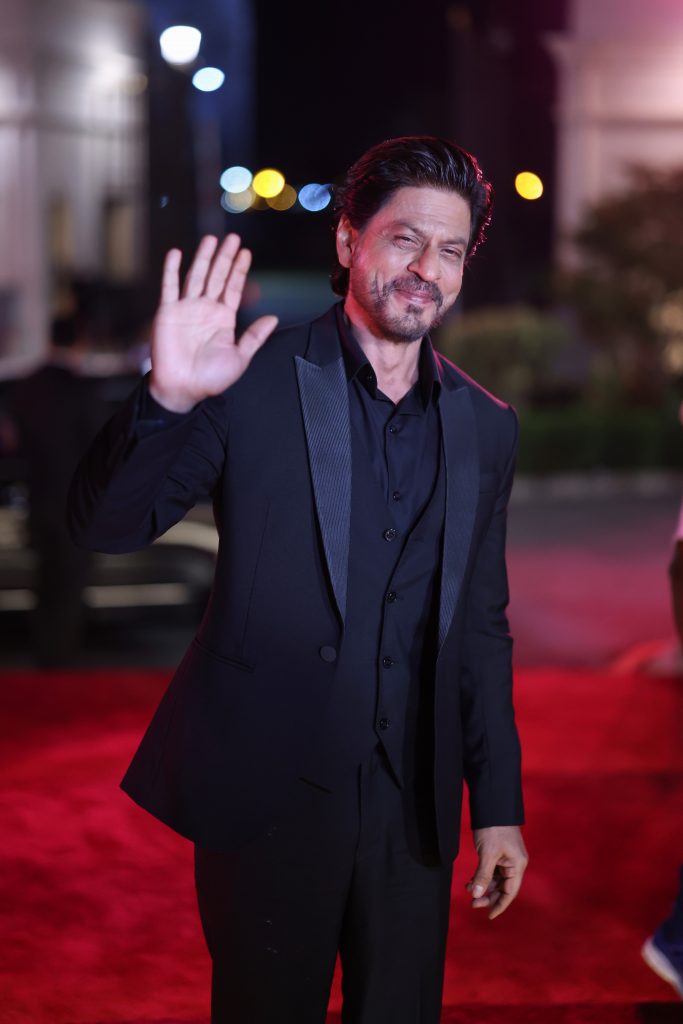 Shah Rukh Khan Net Worth - Wiki, Age, Weight and Height, Relationships ...