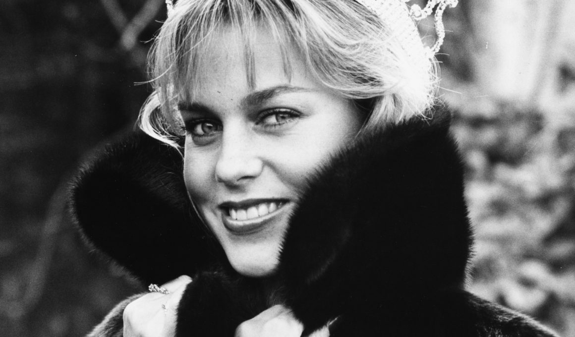 Shawn Weatherly Net Worth in 2023 - Wiki, Age, Weight and Height ...