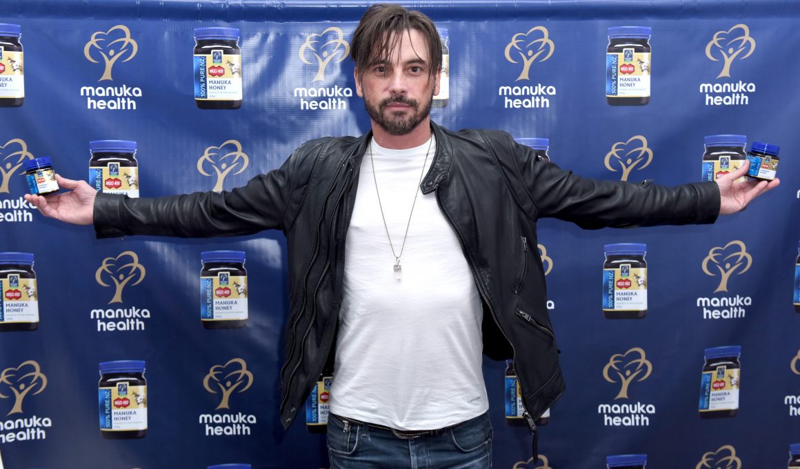 Skeet Ulrich Net Worth in 2023 - Wiki, Age, Weight and Height ...