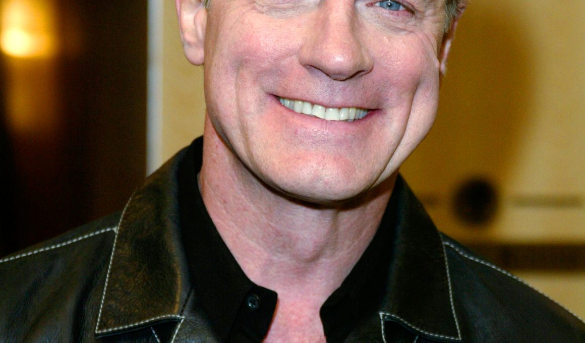 Stephen Collins Net Worth in 2023 - Wiki, Age, Weight and Height ...