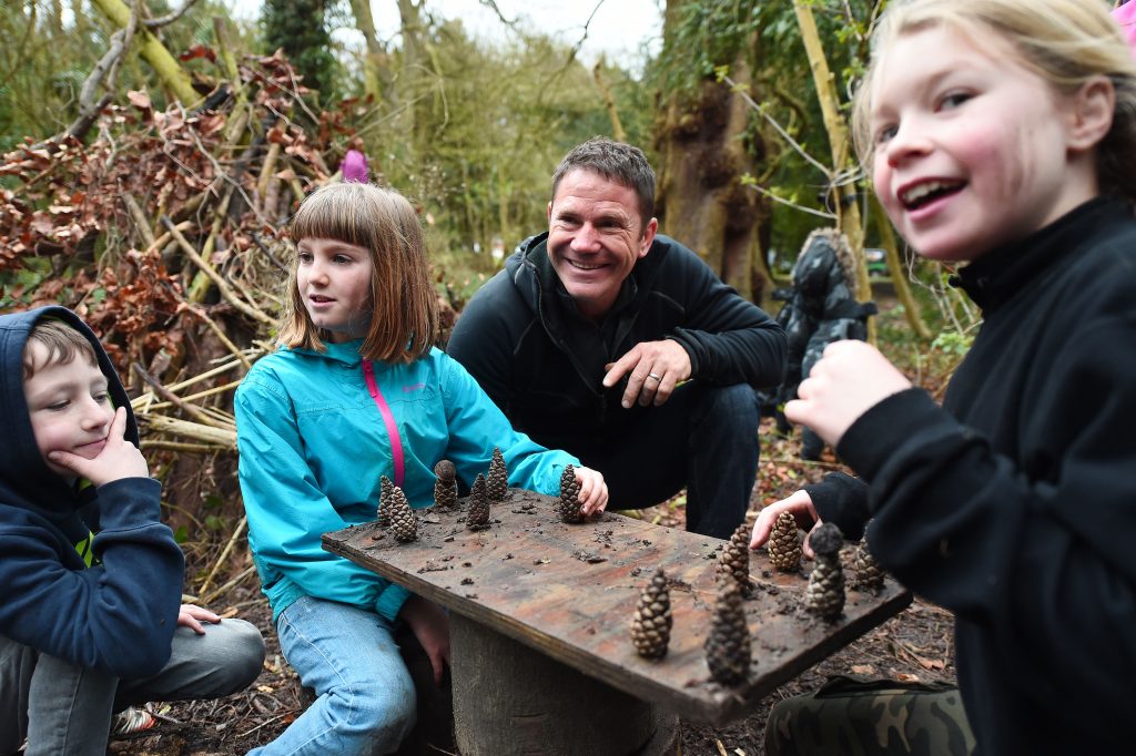 Steve Backshall Net Worth - Wiki, Age, Weight and Height, Relationships ...