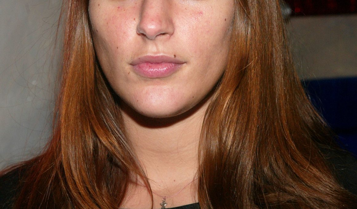 Summer Phoenix Net Worth in 2023 - Wiki, Age, Weight and Height ...