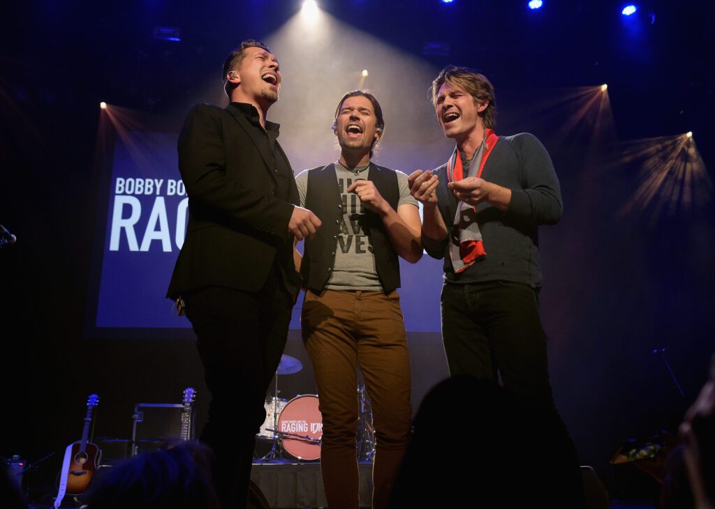 Taylor Hanson Net Worth - Wiki, Age, Weight and Height, Relationships ...