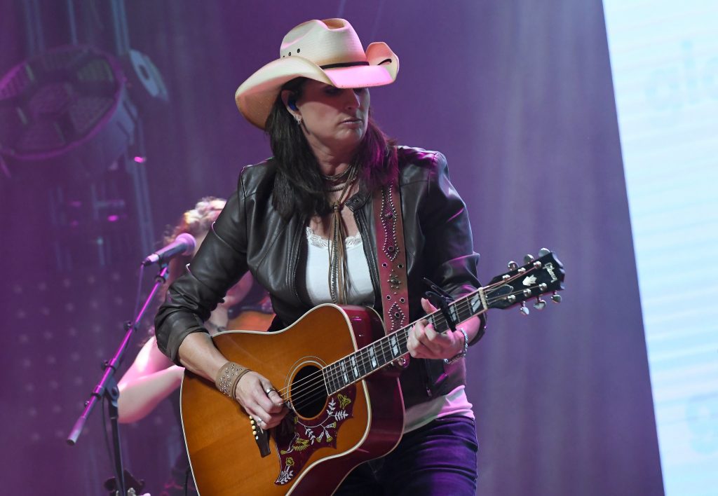 Terri Clark Net Worth - Wiki, Age, Weight and Height, Relationships ...