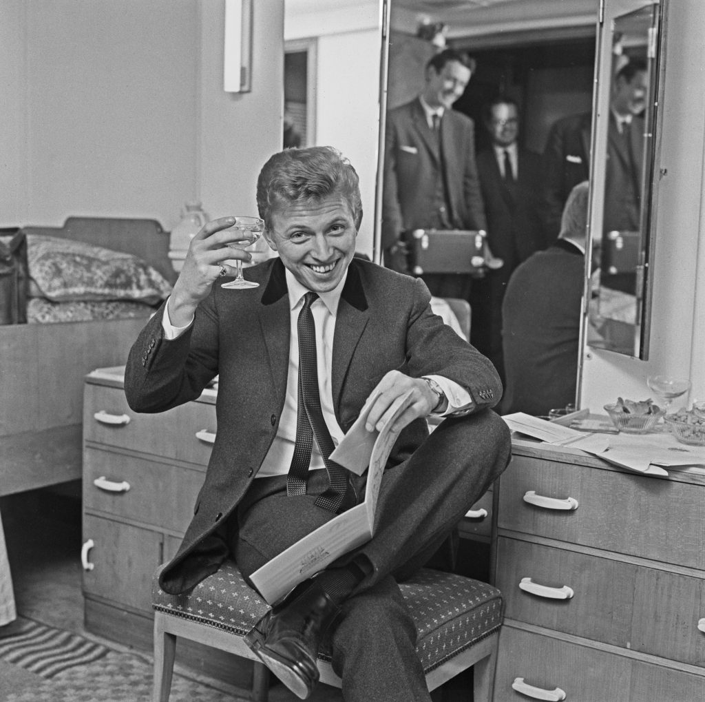 Tommy Steele Net Worth - Wiki, Age, Weight and Height, Relationships ...