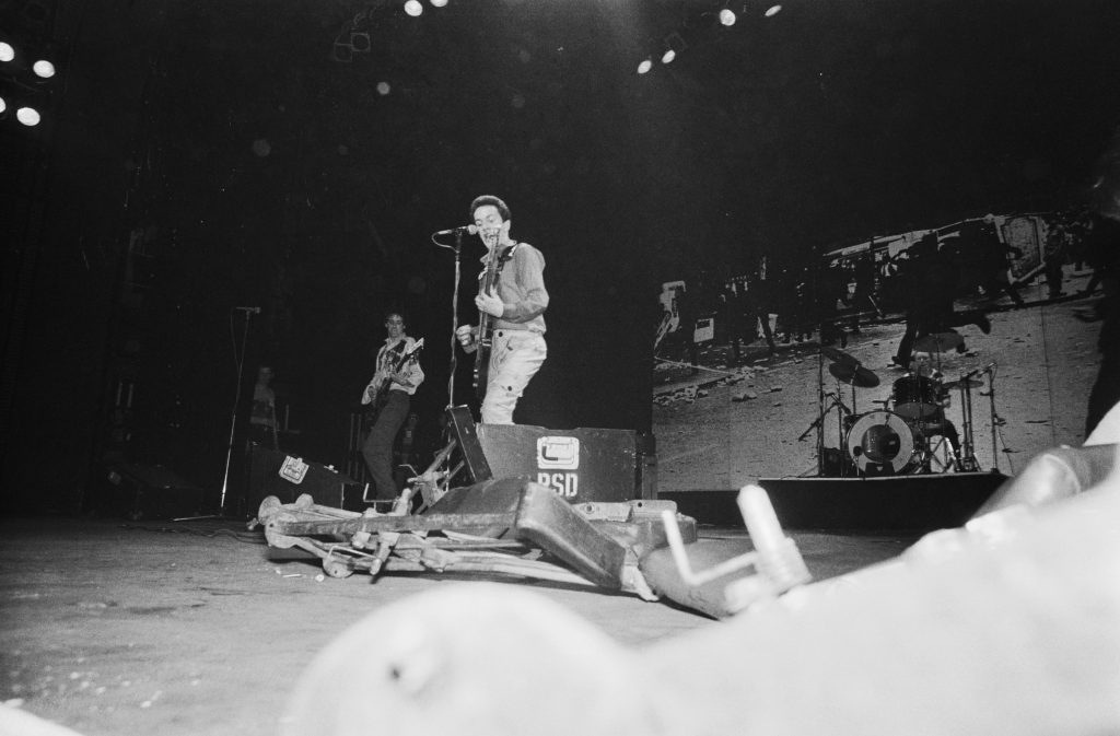 Topper Headon Net Worth - Wiki, Age, Weight and Height, Relationships ...