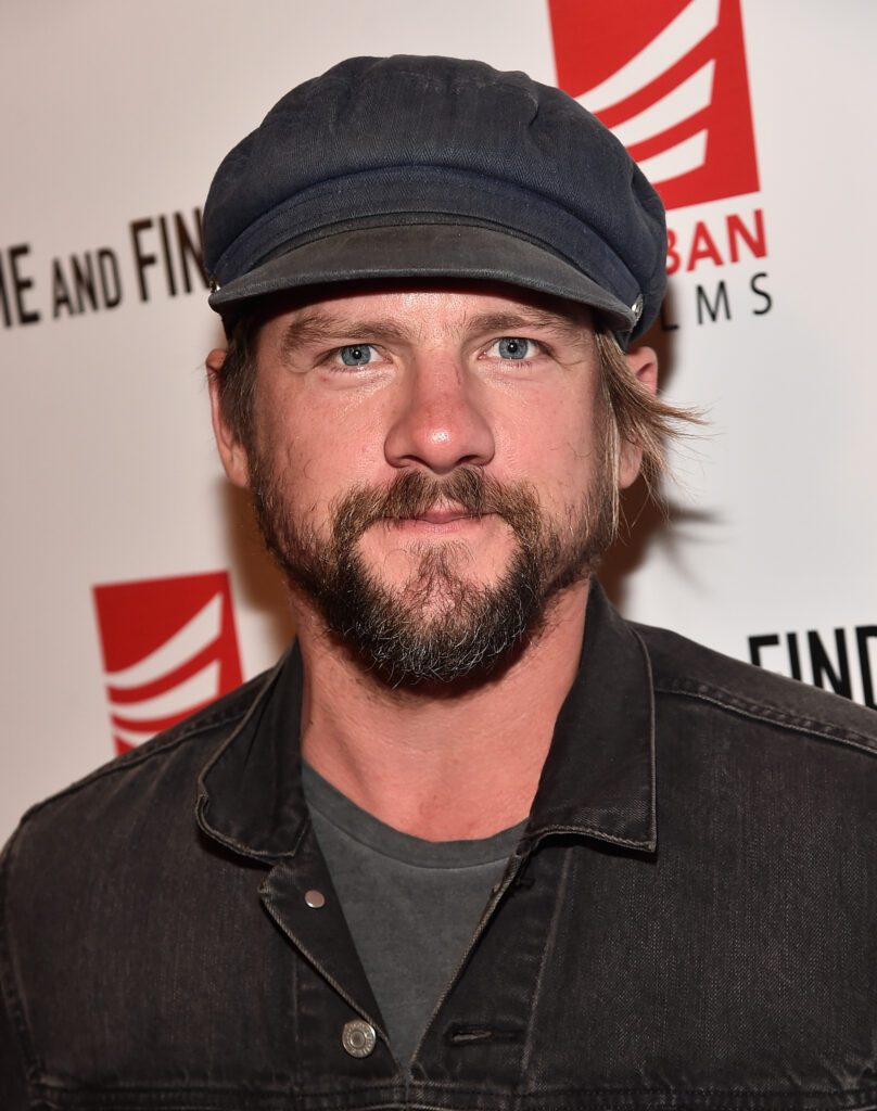 Zachary Knighton Net Worth - Wiki, Age, Weight and Height ...