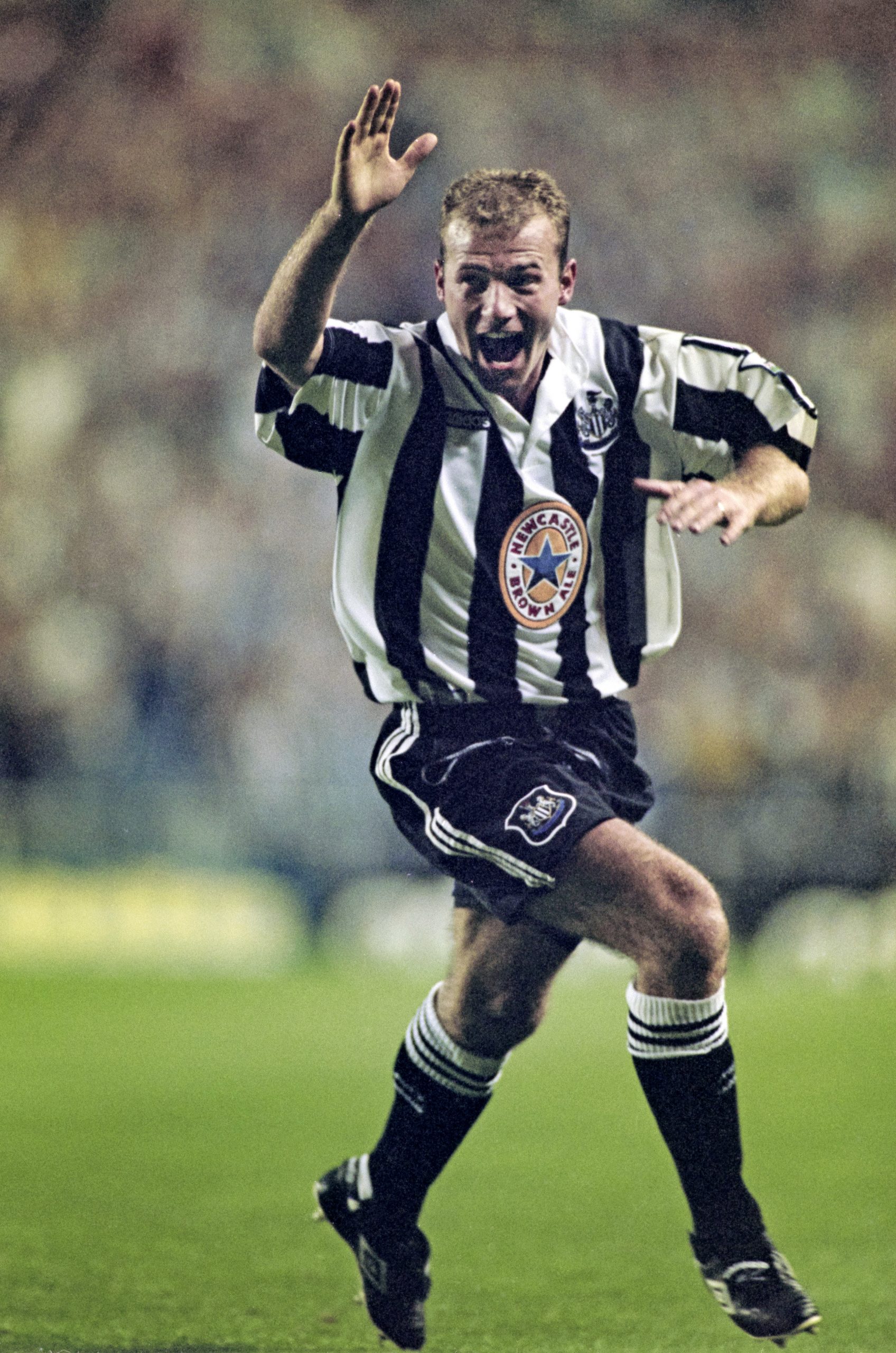Alan Shearer Net Worth Wiki Age Weight And Height Relationships