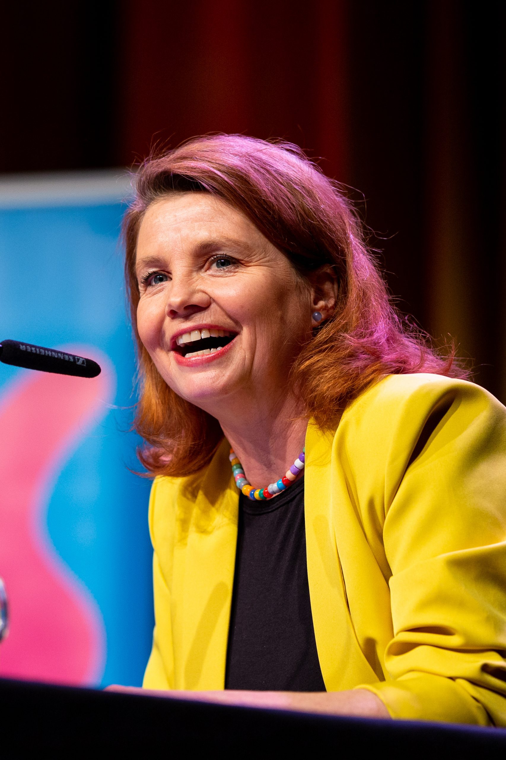 Annette Frier Net Worth in 2023 - Wiki, Age, Weight and Height ...