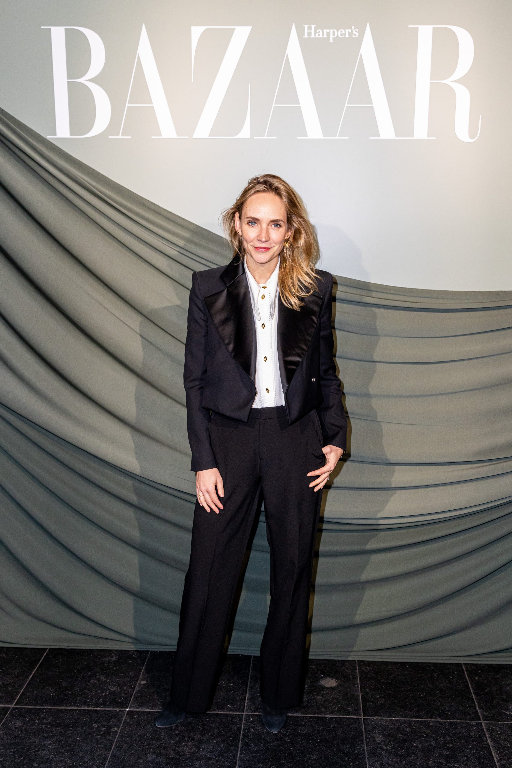 Bracha van Doesburgh Net Worth in 2023 - Wiki, Age, Weight and Height ...