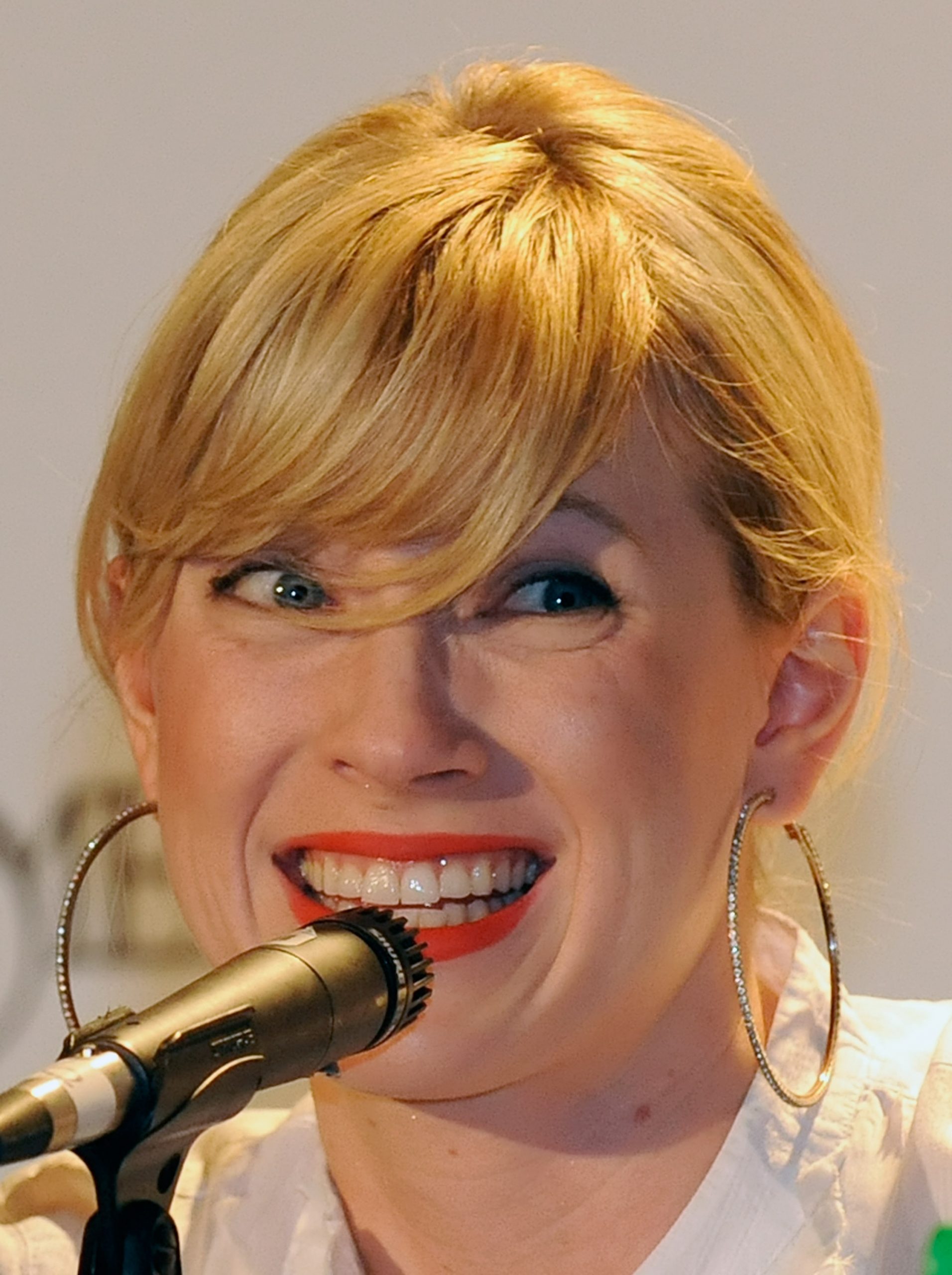 Brooke White Net Worth in 2023 - Wiki, Age, Weight and Height, Relationships, Family, and More ...