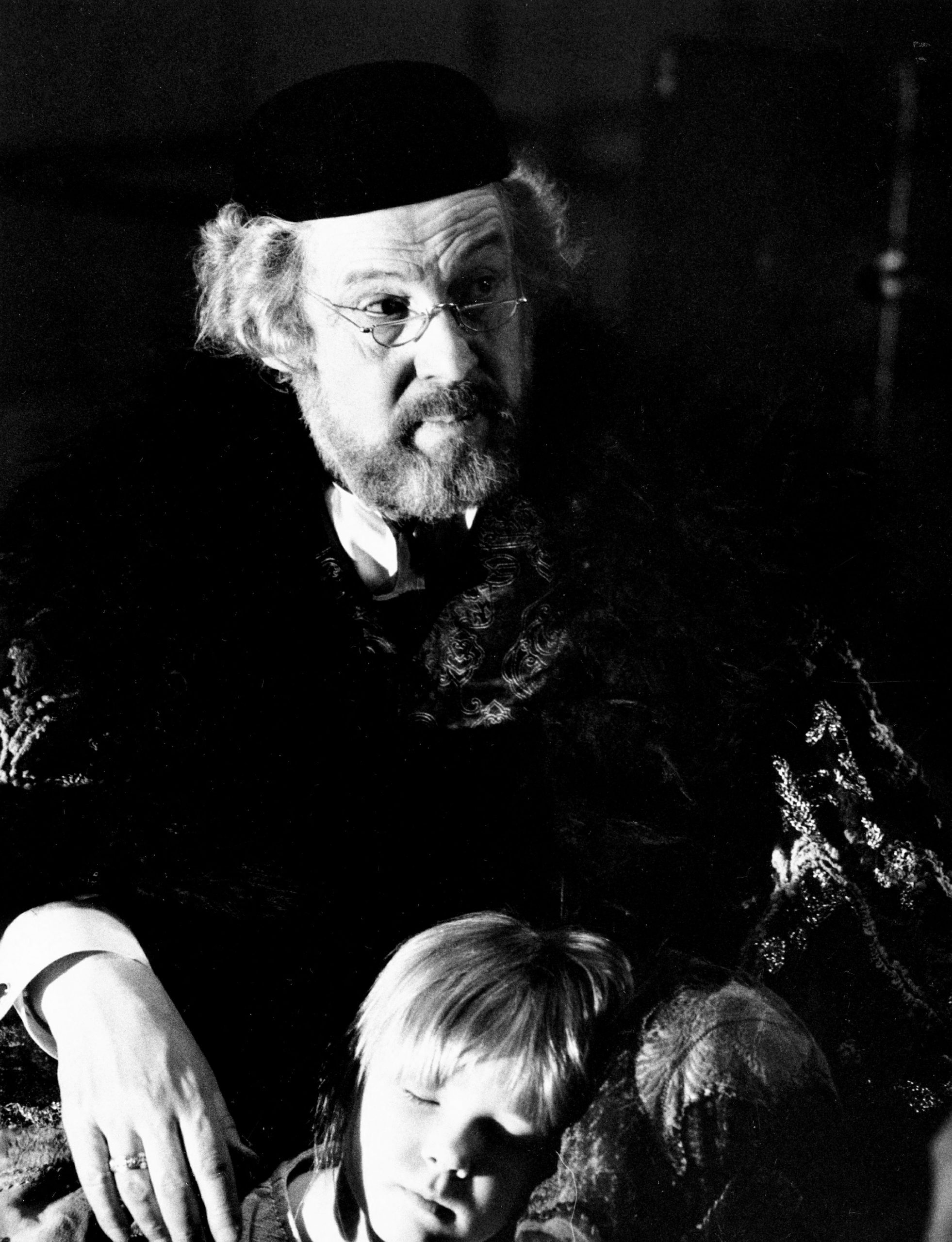 Erland Josephson Net Worth in 2023 - Wiki, Age, Weight and Height ...
